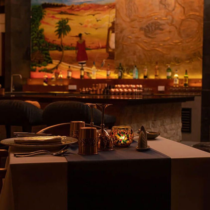 Overwater Bar in Maldives l Lantern Bar